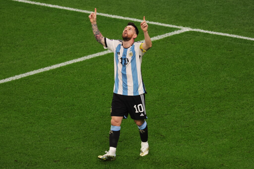 Messi Marks Historic Night As Argentina Reach WC QFs - iDiski Times