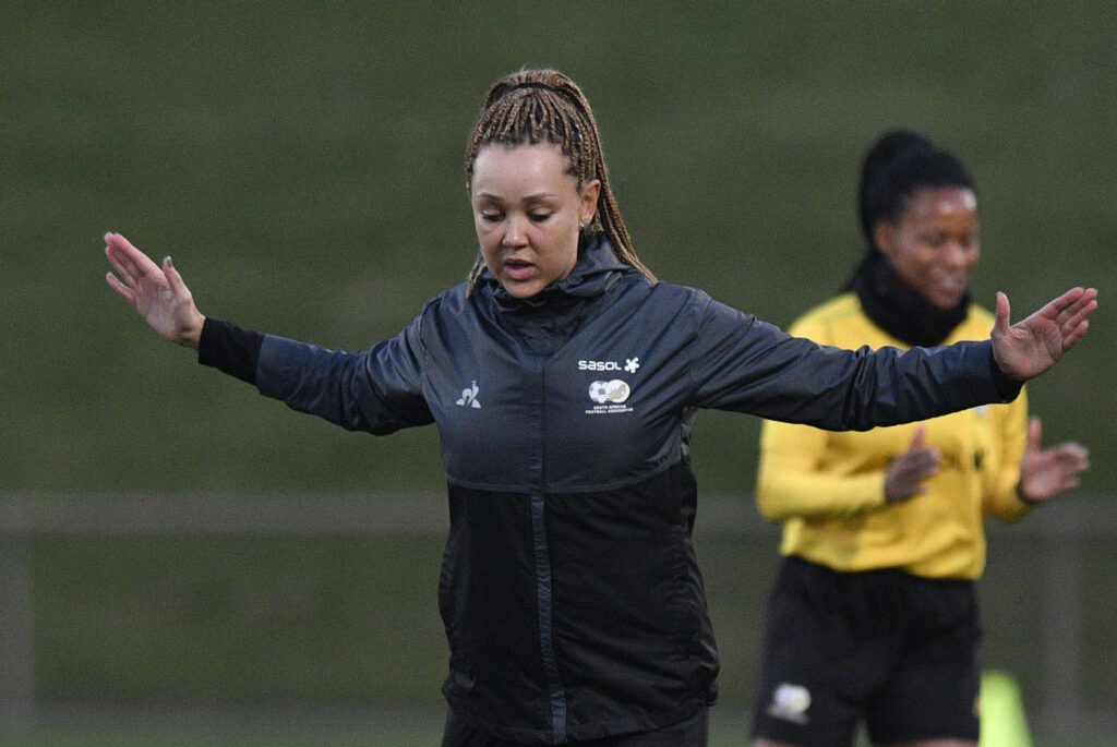 'Benni & Kaizer Jr. Wanted To Sign Me' - iDiski Times