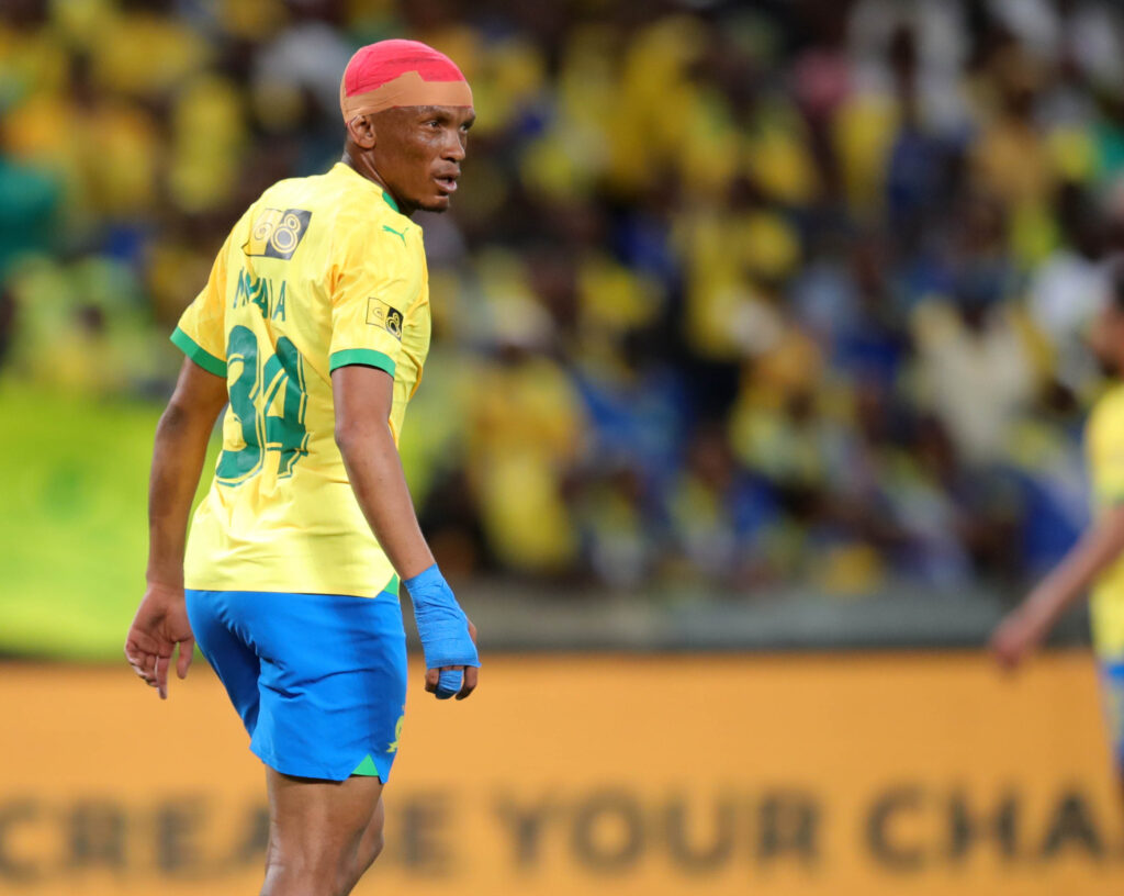 Mokwena Defends Mvala After Early Red Card - iDiski Times