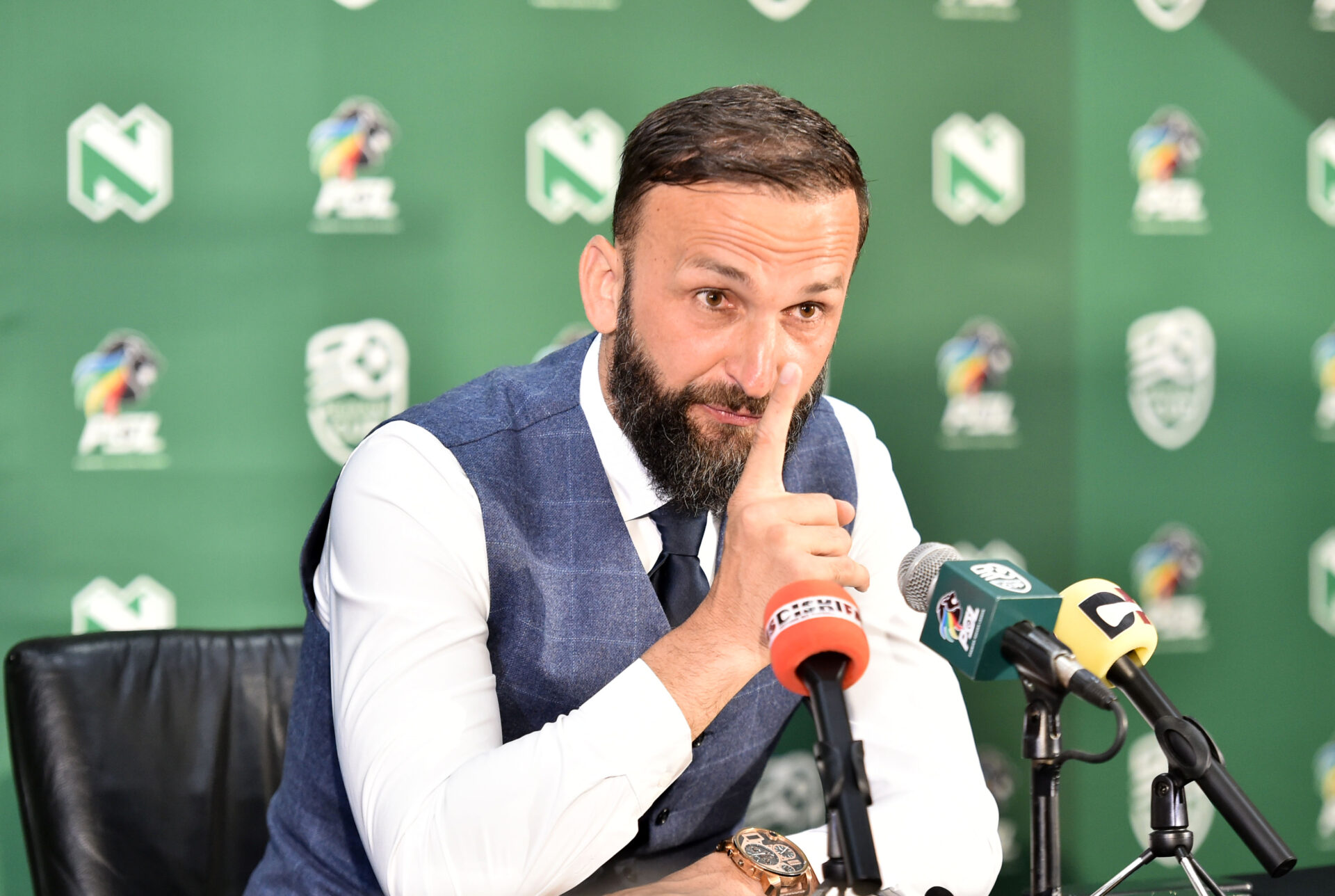 Ramovic Hits Back At Mokwena Over X-Rated Phone Call - iDiski Times