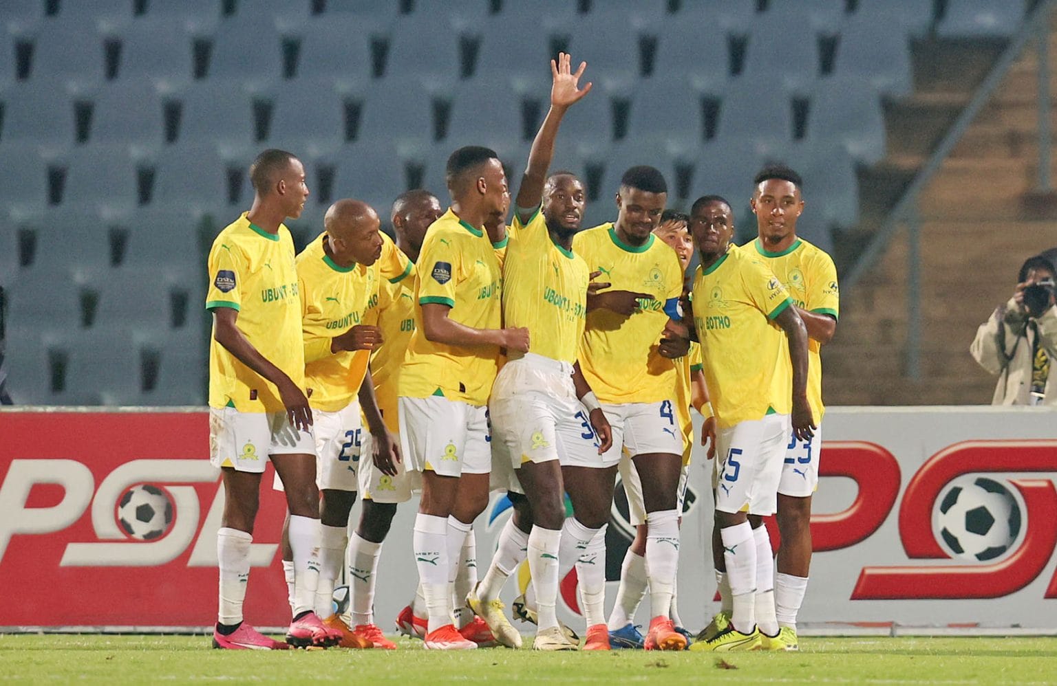 Rulani Gives Injury Update On Mokoena - iDiski Times