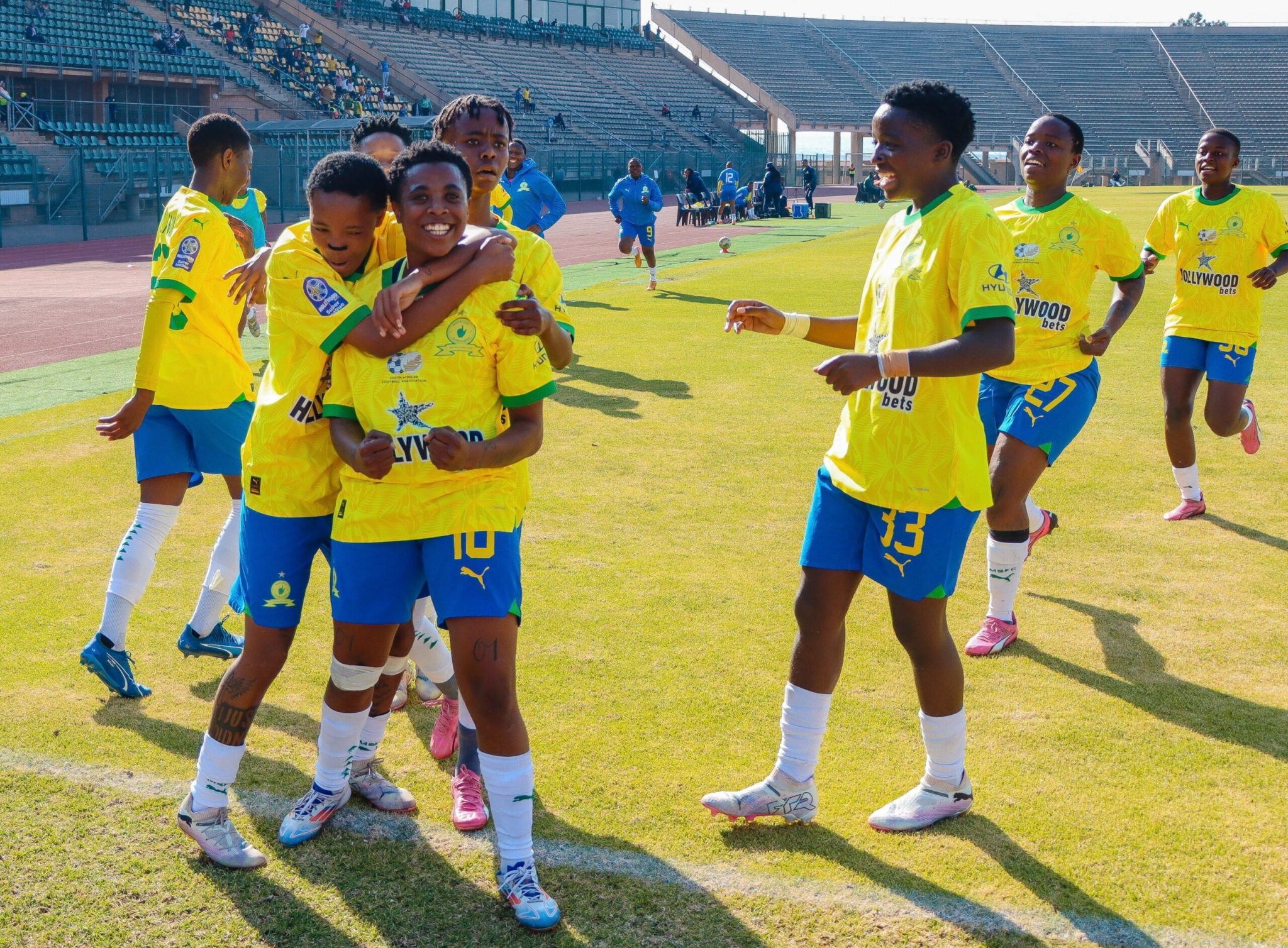 Sundowns Ladies Dominate 2024 Hollywoodbets SL Awards - iDiski Times