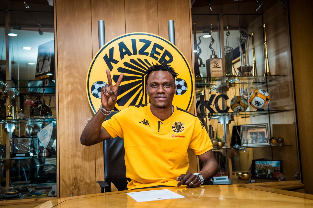 Official: Chiefs Sign New Striker From Europe - iDiski Times