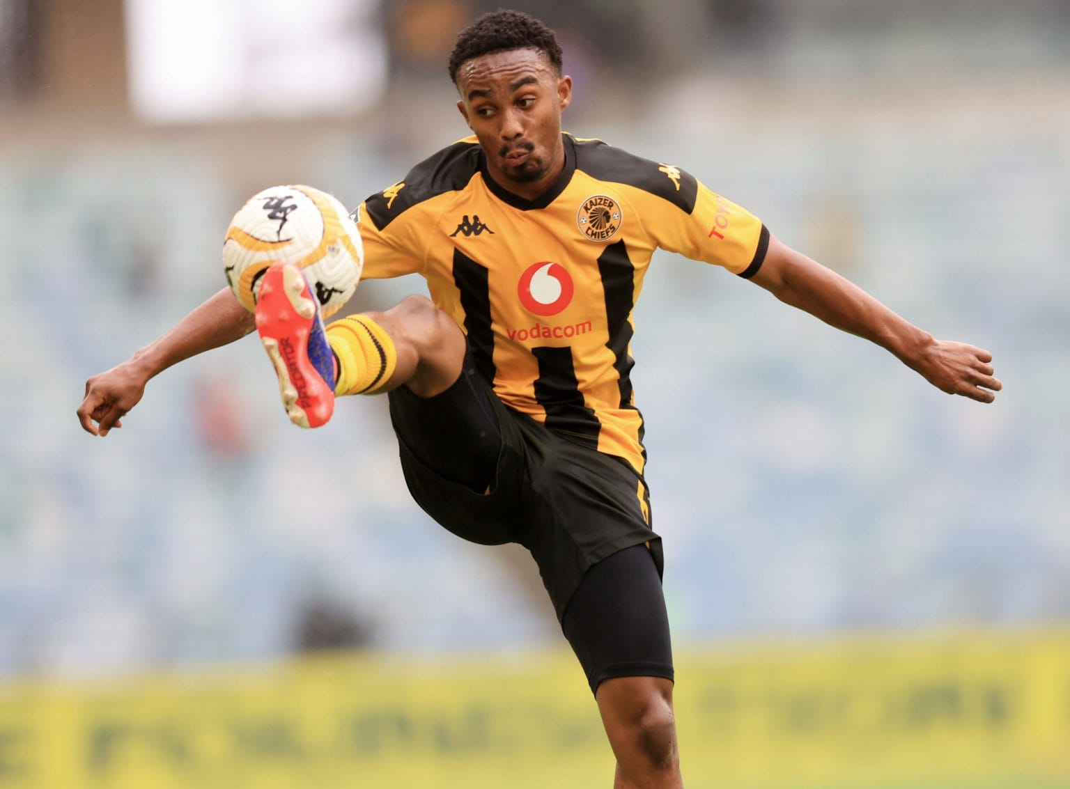 Chiefs Coach Gives Blom Injury Update - iDiski Times