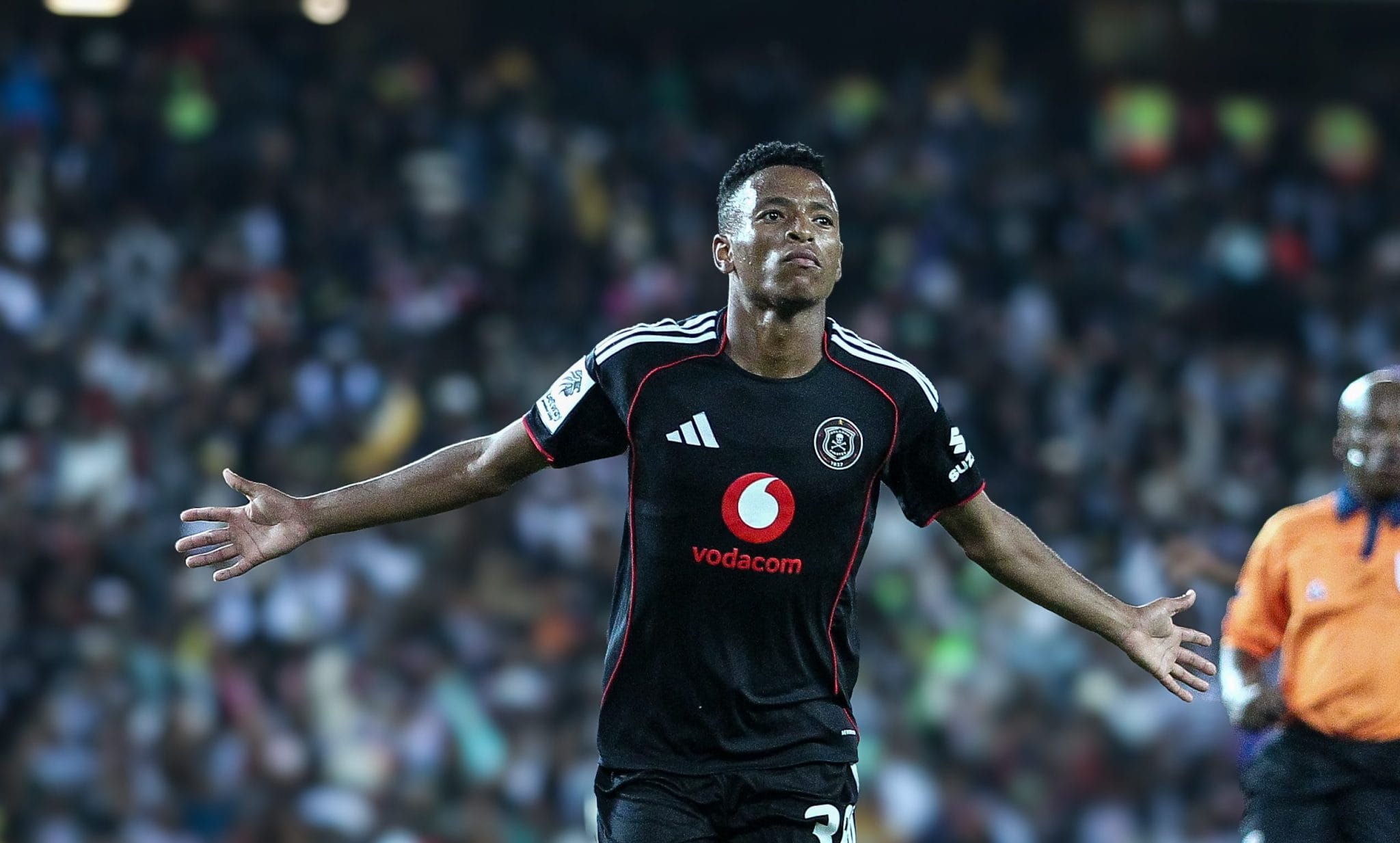 Pirates Thrash Arrows To Keep Pressure In Title Race - iDiski Times